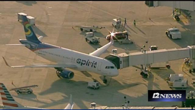 Officials: 4 passengers removed from plane in Baltimore | 12newsnow.com