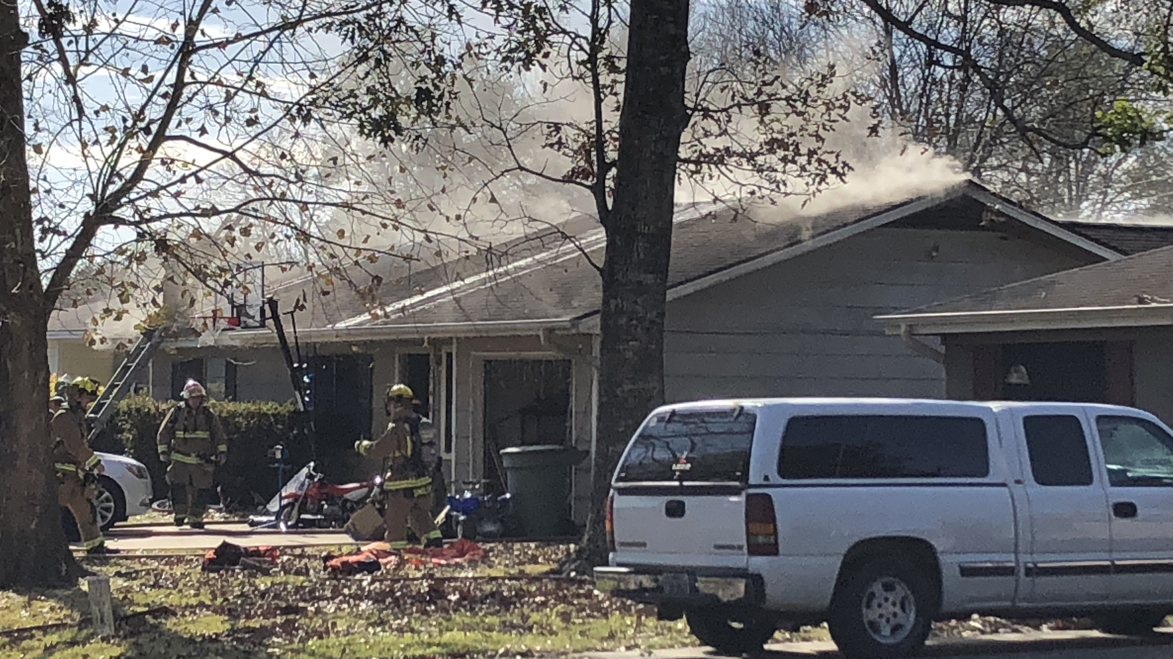 Firefighters respond to house fire in west-end of Beaumont | 12newsnow.com